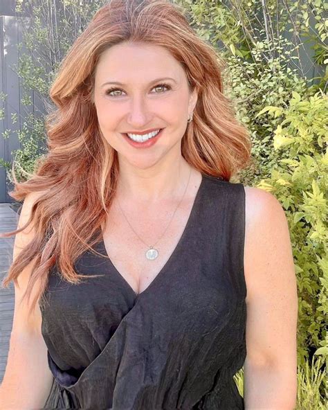 Rachel Nichols Jambes Espn