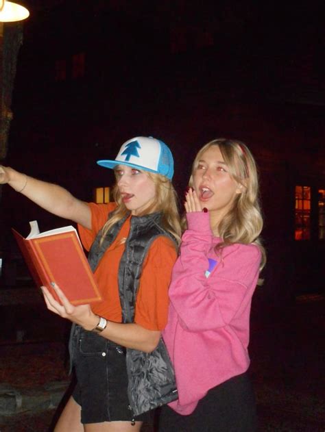 Dipper And Mabel Gravity Falls Halloween Costume Halloween Costumes