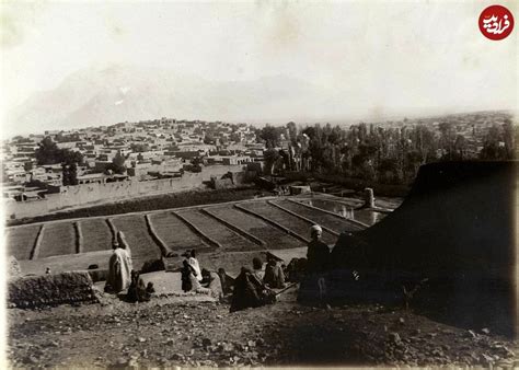 تصاویر؛ سفر به عصر قاجار؛ از دختران قالیباف تا لباس زیبای لُرها