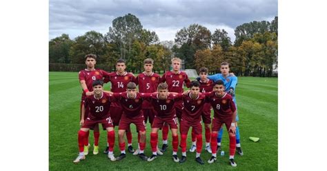 Националите до 15 г пак паднаха в Словения 1 4