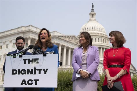 Us Lawmakers Present Bipartisan Immigration Reform Bill Efe Noticias