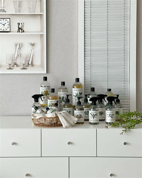 엘리스선영•우드인테리어•집꾸미기•화이트인테리어 ᴬᴸᴵᶜᴱ‘ˢ ᴰᴬᵞ 🤍 부족하다 부족해 오늘은 기필코 오집 포인트로 거실 조명을 사야겠어요 더 아늑한 거실을