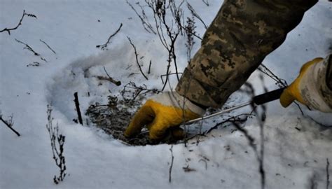 Сапери ЗСУ за рік війни знешкодили 45 тисяч вибухонебезпечних предметів Читайте на Ukr Net