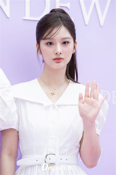 [현장포토] 예뻐서 설렌다…설윤 청순 교과서 디스패치 뉴스는 팩트다