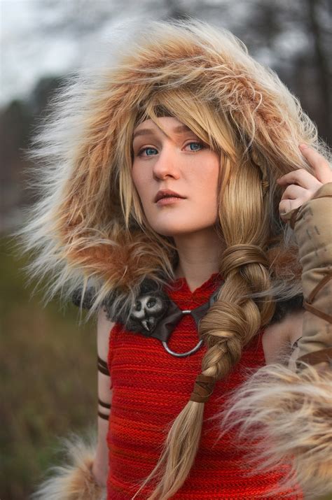 How To Train Your Dragon Dreamworks Cartoons Astrid Hofferson