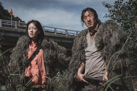 韓石圭新劇如此親密的背叛者化身犯罪心理師女兒竟是她