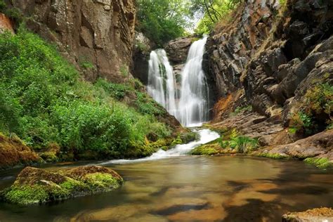 Սրտեր Ջրվեժ Լիճք