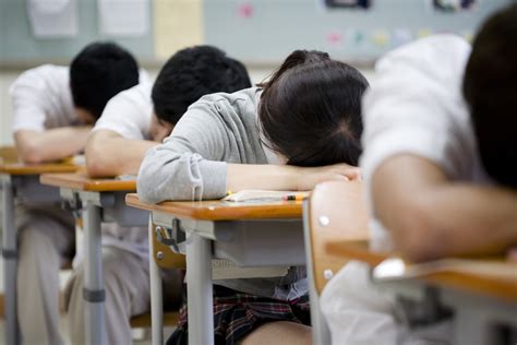 청소년 평균 수면시간 7시간 18분…1주일 중 이틀 이상 아침 걸러 조선에듀 프리미엄 교육전문 미디어