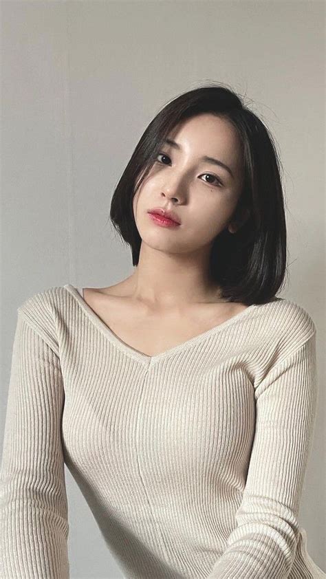 Pin Oleh Alex Galo Di Ellas Wanita Cantik Gadis Cantik Korea