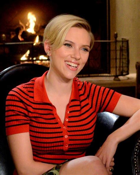 Scarlett Johansson Pixie Haircut Vintage Style Inspiration