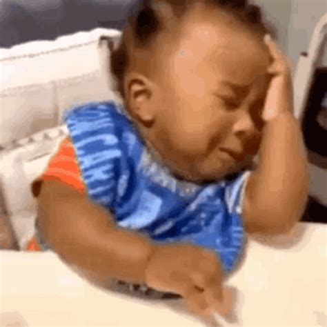 Funny Crying Images S Tenor