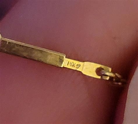 Help Identifying This Blobby Boi Hallmark R Hallmarks