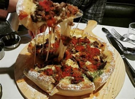 디너의여왕 경기 양주 폭포처럼 흘러내리는 치즈 시카고 피자 1차