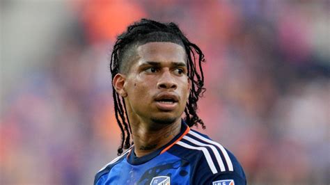 Marco Angulo è Morto 22 Anni Il Nazionale Dellecuador Non è