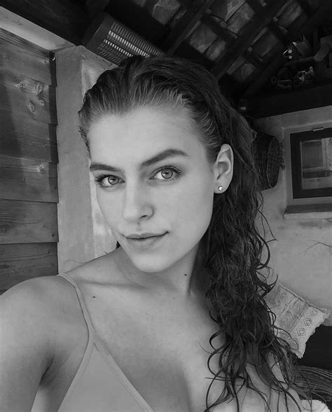 Julia Boschman Rnlcelebs