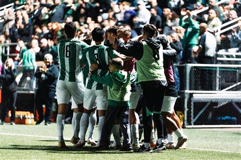 Marshall 𝗙𝗲𝗺𝗮𝗹𝗲 𝗜𝗻𝗱𝗶𝘃𝗶𝗱𝘂𝗮𝗹 𝗣𝗲𝗿𝗳𝗼𝗿𝗺𝗮𝗻𝗰𝗲 𝗼𝗳 𝗬𝗲𝗮𝗿 This Is Awarded To The