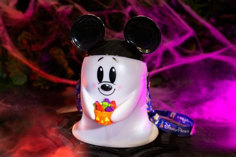 Walt Disney World Reveals Spooky 2025 Halloween Merch Stitch Mummy