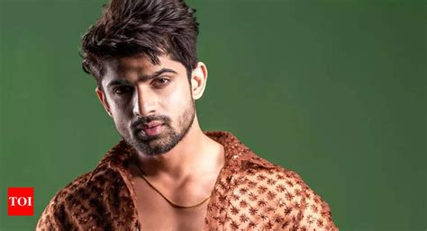 Bigg Boss 17s Abhishek Kumar Reunites With Udaariyaan Cast And Crew