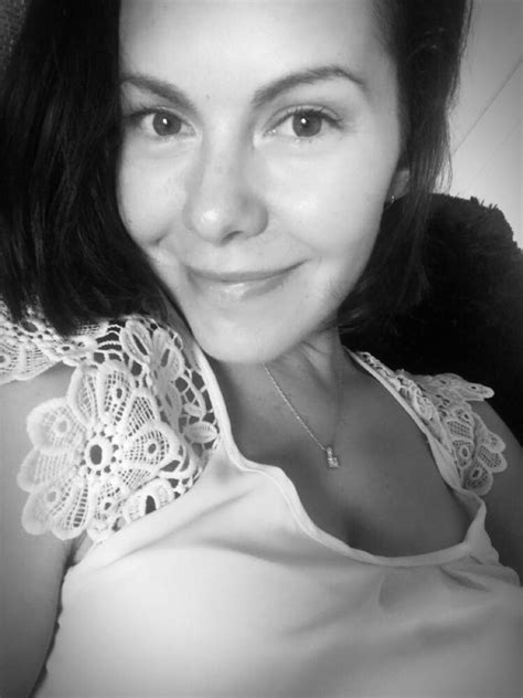 Valerie Labrie Medium