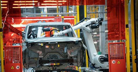 New Horizons Article Automotive Manufacturing Solutions