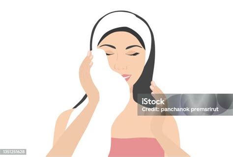 클렌징 페이스 피부 컨셉 아름다운 여자는 샤워 벡터 일러스트 후 흰색 수건으로 그녀의 얼굴을 닦아 벡터에 대한 스톡 벡터 아트 및 기타 이미지 Istock