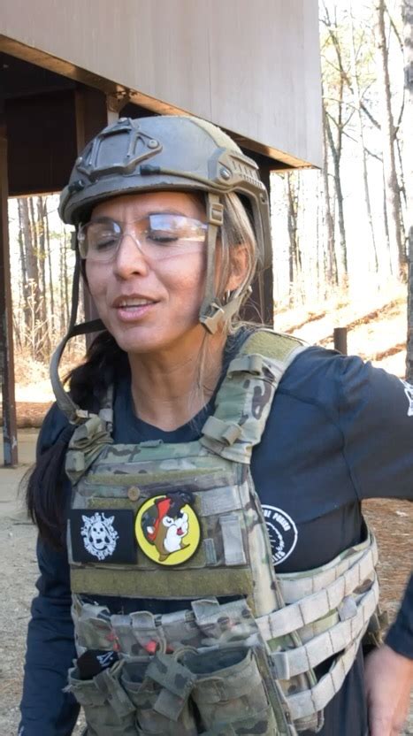 Tulsi Gabbard Military