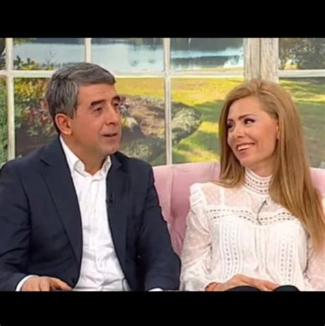 Синът на Деси Банова и Росен Плевнелиев е малко русокосо ангелче СНИМКА За Жената