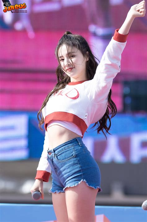 Momoland Nancy R Kpopfap