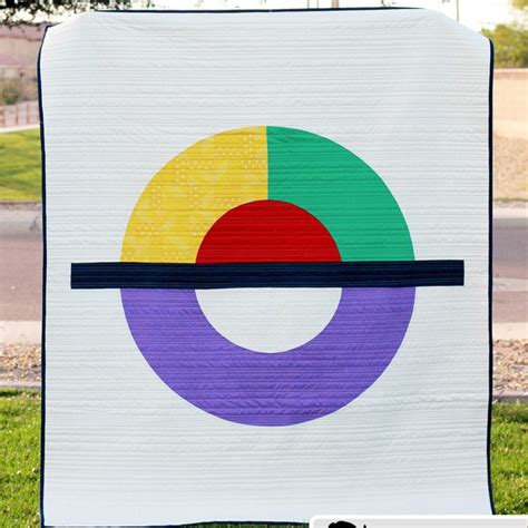 Modern Circle Quilt Etsy