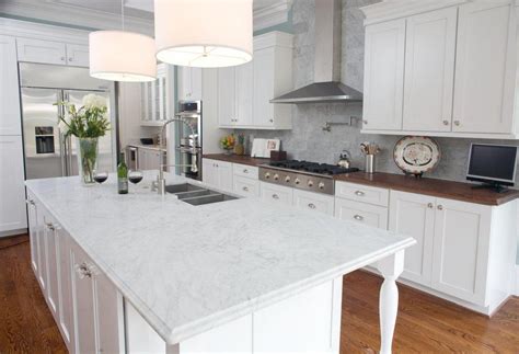 10 Pictures Of Gorgeous Marble Kitchens
