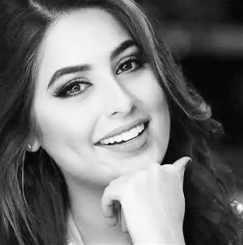 صور بنات بتضحك ابتسامه بنات جميله صباح الورد