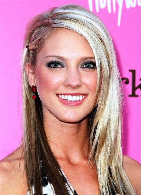 Pictures Of Long Sleek Hairstyle With Braids