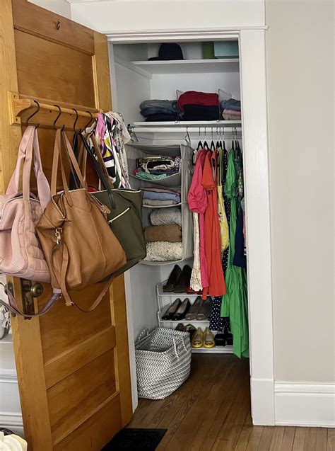 How To Organize Tiny Closet Expert Tips For Maximum Space Easy Ideas