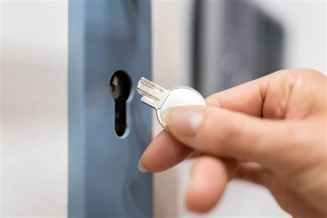 Key Suddenly Not Working In Lock What To Do When It Won T Turn Fully Uooz Com