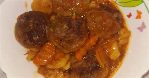 Фрикадельки в томатном соусе с картошкой 151 ккал рецепт с фото пошаговый от Полина Юртаева