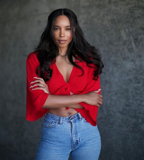 Picture Of Kearia Schroeder