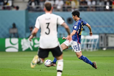亚洲球队再爆大冷，日本队2比1逆转击败德国队！日本德国新浪新闻