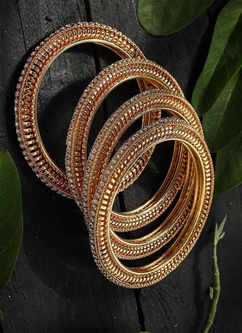 Jewellery Styling 6 Trendy Indian Looks To Try In 2025