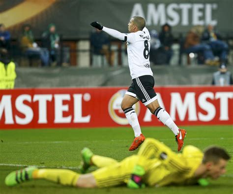 Sofiane Feghouli Sends Message On Twitter After Signing For West Ham United