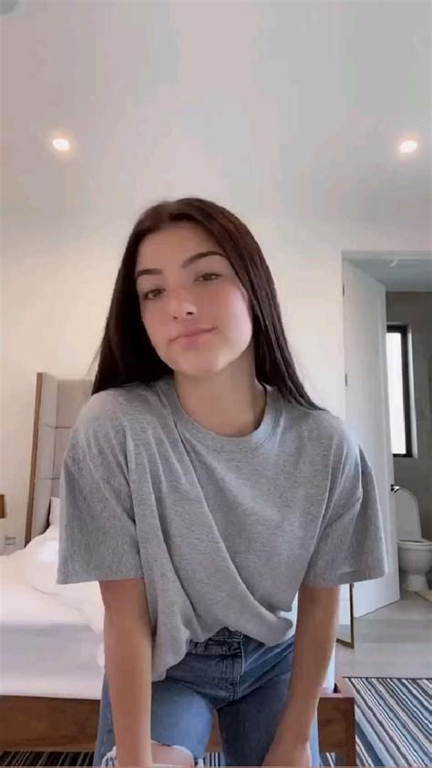 charli D amelio Знаменитости Сумасшедшие девушки Танцевальные видео