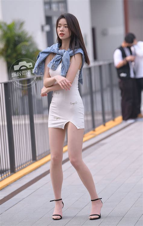 Pin By Derek Chen On Pictures Street Style Women Girls In Mini Skirts Beautiful Asian Women