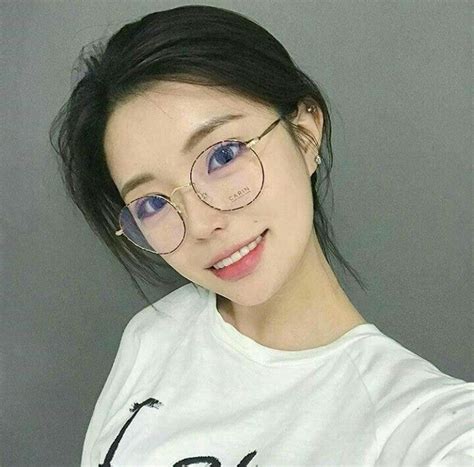 Korean Glass Hair At Arthur Snipes Blog