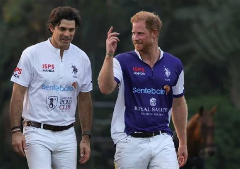 စင်ကာပူ ပရဟိတ ပိုလိုဂိမ်းပြိုင်ပွဲမှာ ဗြိတိန်တော်ဝင်မင်းသား ဟယ်ရီ ပါဝင