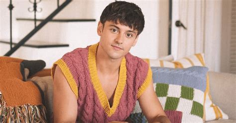 Tom Daley Makes A Sex Education Inspired T For Gillian Anderson Instinct Magazine