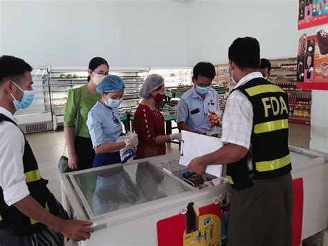 ထားဝယ်မြို့အိုးလုပ်ရပ်ကွက်စျေးတွင် အစားအသောက်ဘေးအန္တရာယ်ကင်းရှင်းရေးအတ