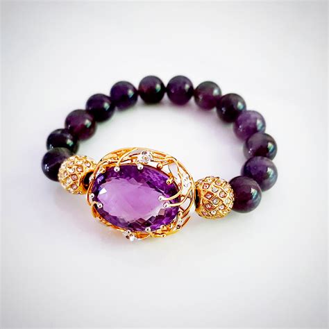 Crystal Bracelets How To Select The Right One For You