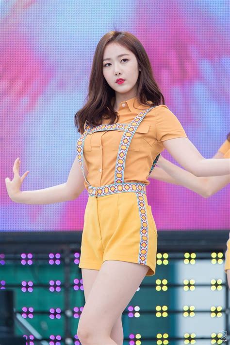 Gfriend Indonesia On Twitter Sinb Gfriend Asian Girl Kpop Girls