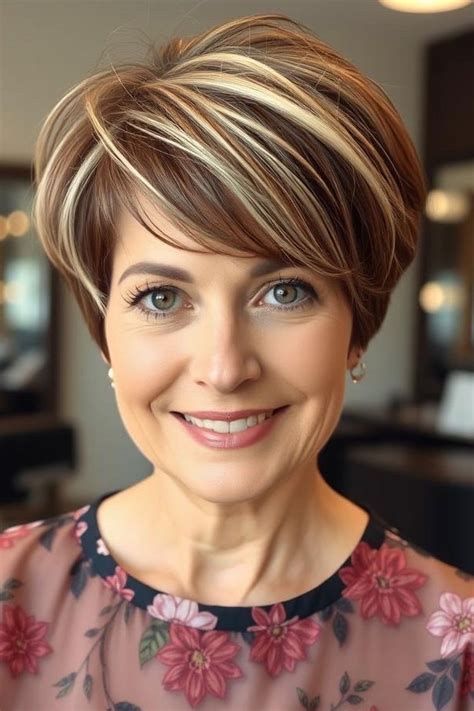 50 Haircut And Hairstyles For Women Over 50 Super Modern Look For Gray