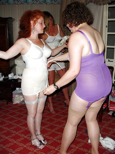 Gaines Et Porte Jartelles Porn Pictures Xxx Photos Sex Images