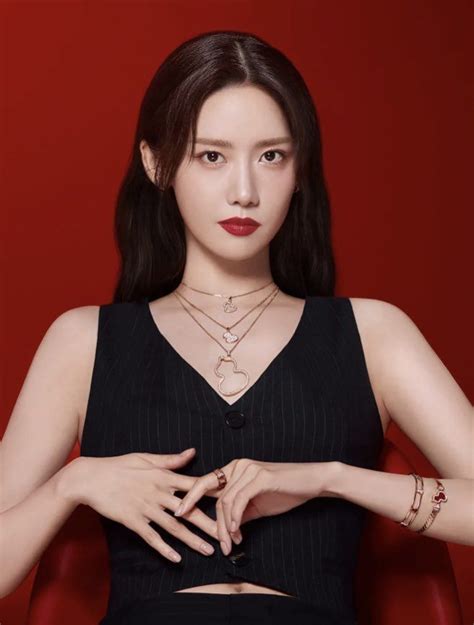 Pin De Girro Em Yoona Lim